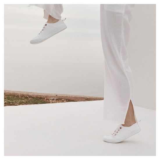 Women's Vionic Beach, Pismo Sneaker – Peltz Shoes