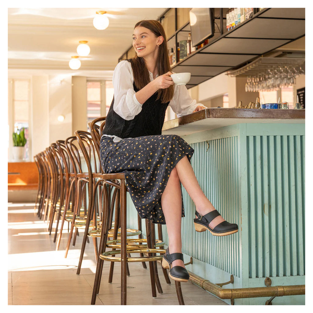 Women's Dansko, Lucia Clog & Peltz Shoes